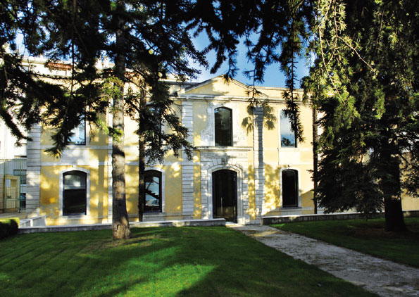 Une Famille, Une Entreprise - Les Villégiales